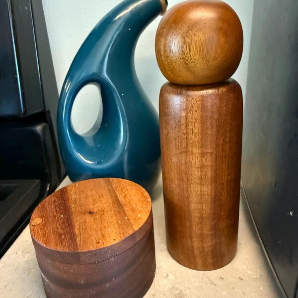 Nereida Bath Mat – Scalloped Design Microfiber Absorbent Non Slip Rug ...