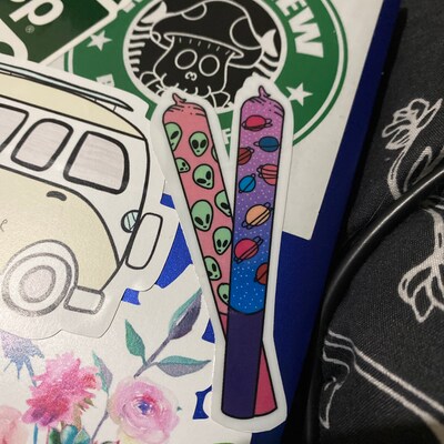 Blunt Sticker Joint Sticker Alien Stickertrippy Sticker - Etsy
