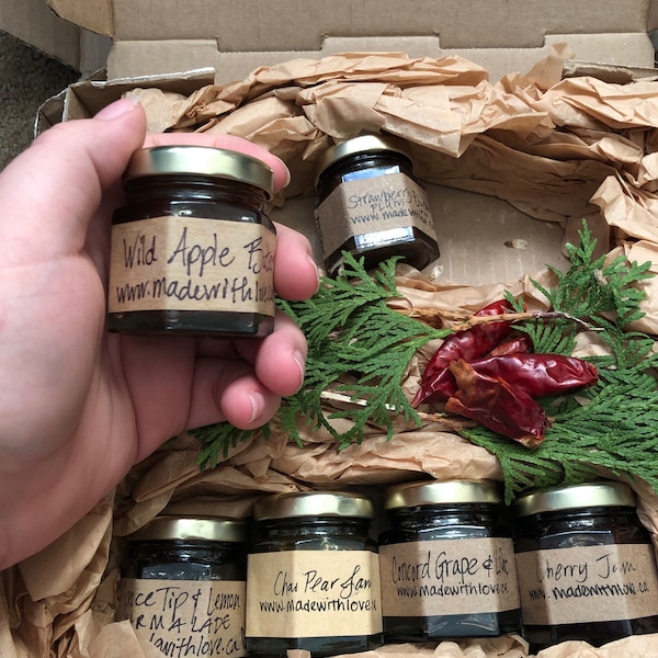 The Goodies Box - Eco Garden Gift Box Leather & Cotton Gloves Garden ...