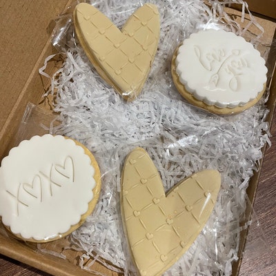 Mean Girls Style Burn Book Iced Sugar Cookies/ Cookie Favours - Etsy UK