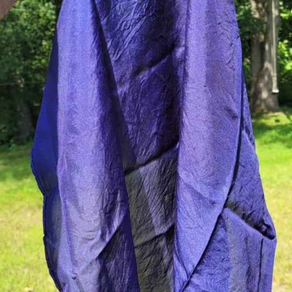 Deep Purple Tarot Cloth - Altar Cloth - Hand Dyed 20"x20"...100% Silk ...