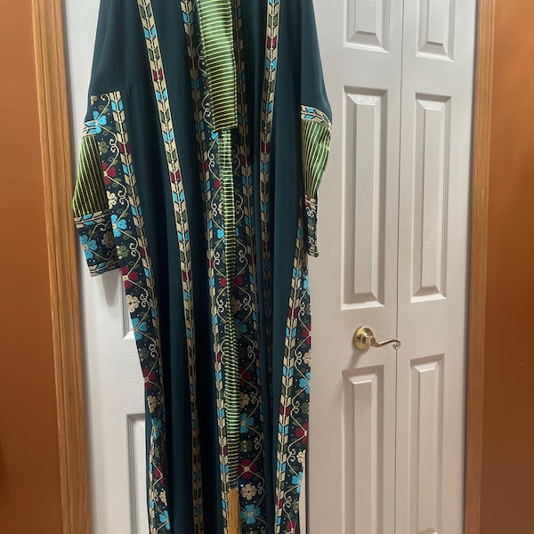 Tmen Thobe Gumbaz Kumbaz Palestinian Dabke Zaffa Wedding Dance With ...