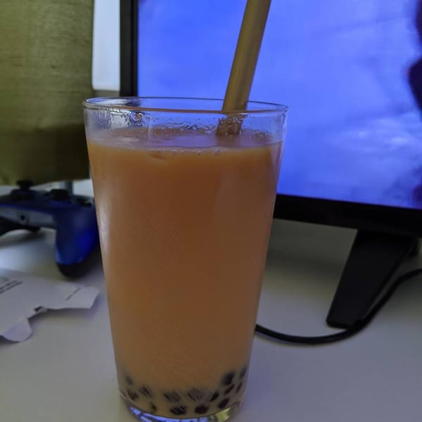 Milky Mango Bubble Tea With Taiwanese Black Chewy Tapioca Boba Pearls ...