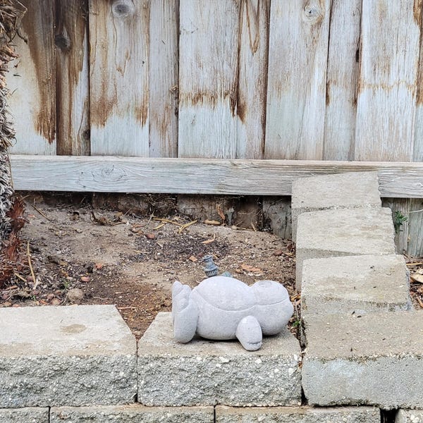 Funny Stone , Stone Face Figurine, Meme Funny Stone, Stone Carving Face ...