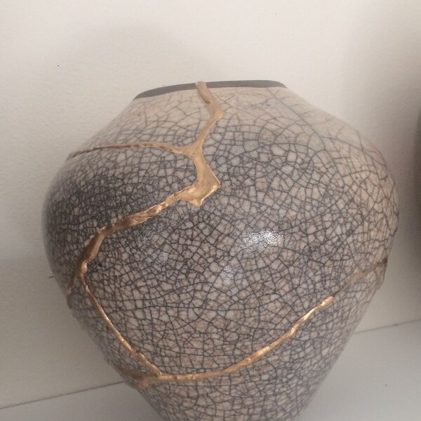 Kintsugi Mini Porcelain White Moon Jar Pot 'yuki 2' - Etsy