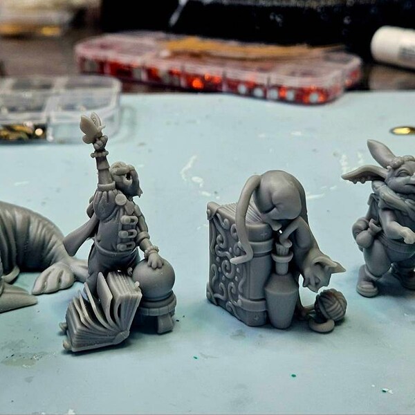 Lady Hiss 40mm Miniature Dnd Mini Superhero Miniature C27 - Etsy