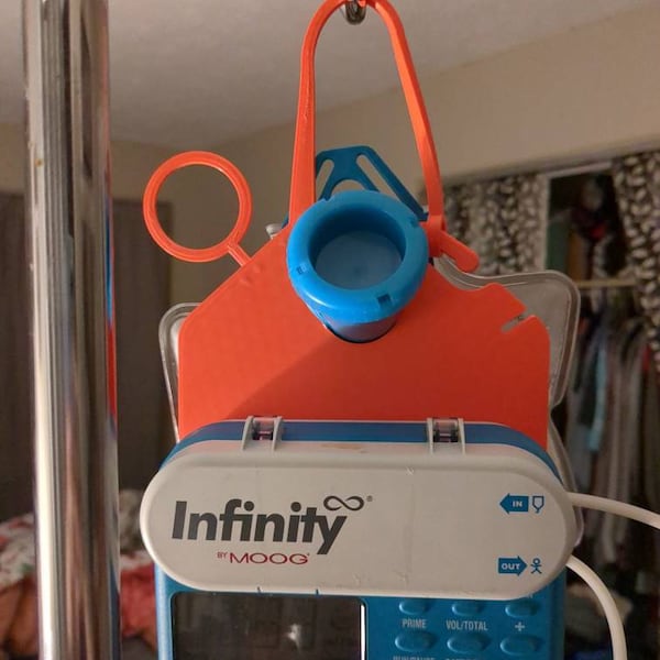 Tubie Hang™ G-tube Feeding Pump Hanger - Etsy
