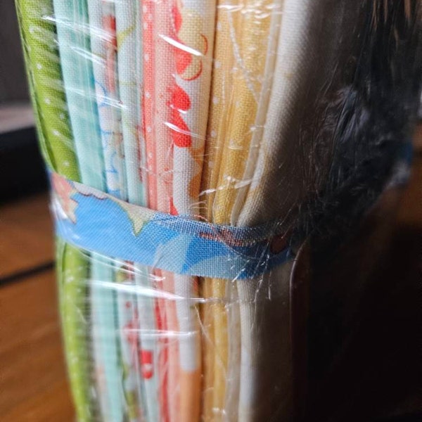 Teapot Garden Red Floral Arrangements Quilt Panel - Etsy