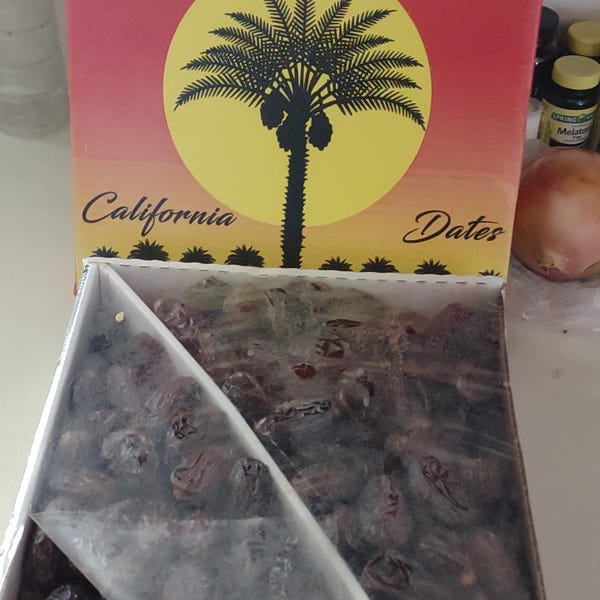5lbs Choice MEDJOOL Dates - Medium/large Size - Golden Dates Farm - Etsy