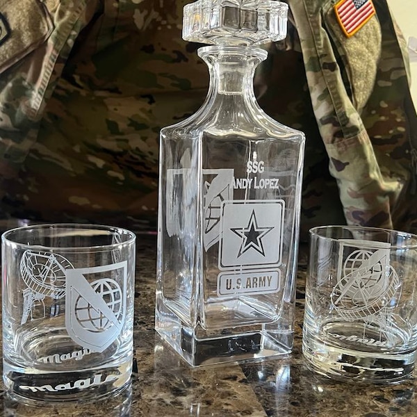 Infinity Whiskey Decanter, Blended Bourbon Decanter, Whiskey Gift ...