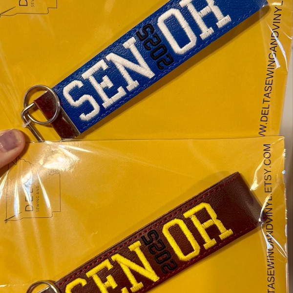 Senior Wristlet Keychain, Class of 2026 Keychain, High School Senior ...