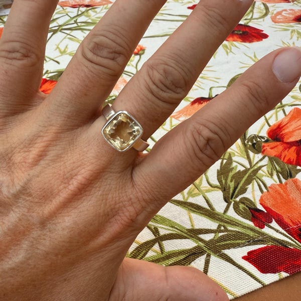 Natural Red Coral Cylindrical Shape (moonga) Gemstone Copper Ring | 3ct ...