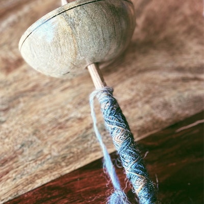 Medieval Style Drop Spindle for Spinning Wool in Soft Maple - Etsy