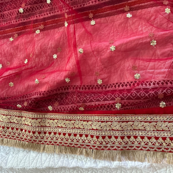 Bridal Dupatta Red Net Embroidery Sabyasachi Bridal Dupatta for Wedding ...