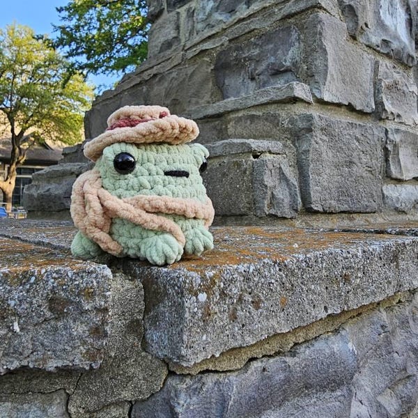 Cowboy Frog Crochet Pattern / Frog With Cowboy Hat and Lasso Crochet ...