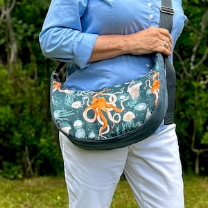 Crosstown Crescent Bag PDF Sewing Pattern - Etsy UK