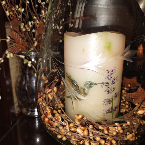 LED Candle "hummingbird in the Nature" - Floral Art Pillar Candles ...