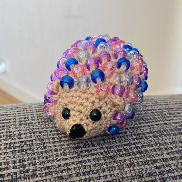 Beaded Fidget Hedgehog Crochet Pattern: Beginner Friendly, No Sew ...