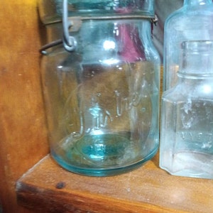 Antique Quart Amber Flask Embossed W. B. Bond & Co. Newark NJ 1890's ...