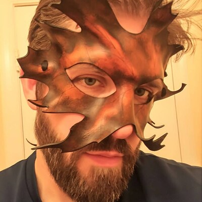 Leather Leaf Mask Inspired by the Mighty Oak Tree Leaves - Etsy