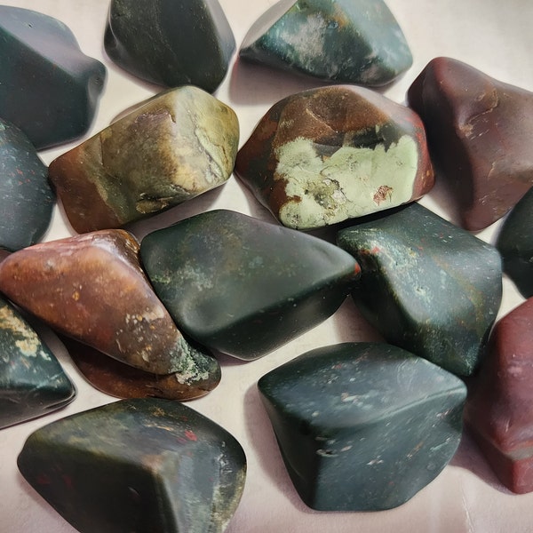 Raw Bloodstone Crystal - 1" to 2" From India - Aka Heliotrope - Bulk ...