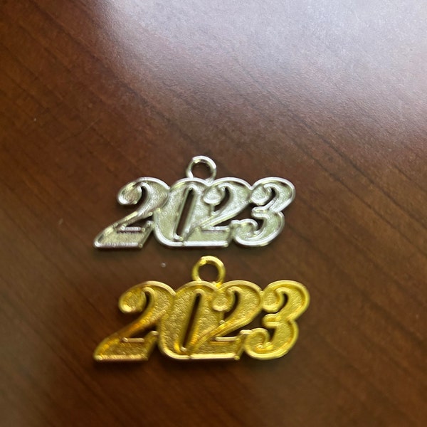 Shiny Maroon Graduation Cap With Tassel 2024 Date Drop | Blank Grad Cap ...