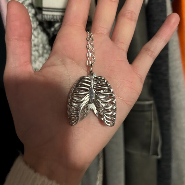 Razor Blade Silver Necklace & Pendent Emo Goth Cool Fashion Rock Tattoo ...