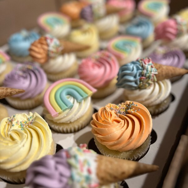 Blue Dog Fondant Rainbow Cake Topper - Etsy