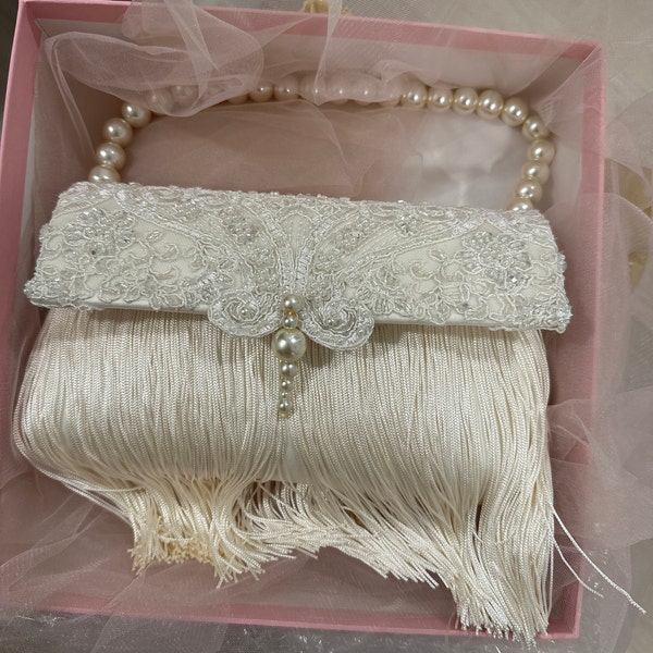 Light Ivory Wedding Garter With Infinity Sign and Ostrich Feathers ...