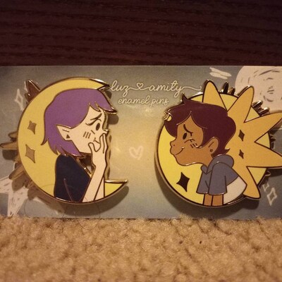 The Owl House Gold Enamel Pin Lumity Luz Noceda & Amity Blight Hug - Etsy