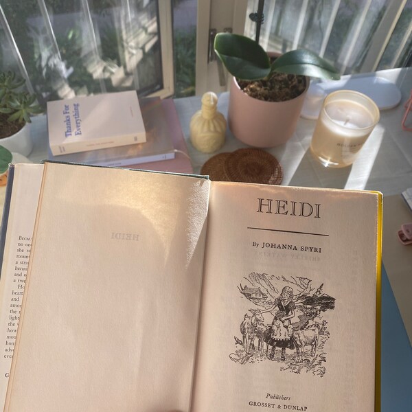 Isabel Bloom Egg Sculpture Chicks Figurines 1986 - Etsy