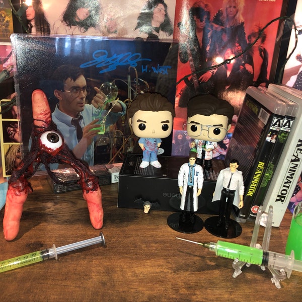 Reanimator Fingerling Eye Figure Sculpture Replica With Syringe - Etsy