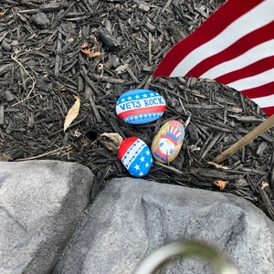 Camping Painted Rock, Campfire, Smores, Painted Stones, Hand Painted ...