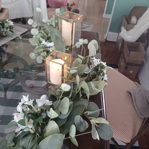 30 Variegated Green Salal Leaf Spray, Tall Greenery Stems, Artificial ...