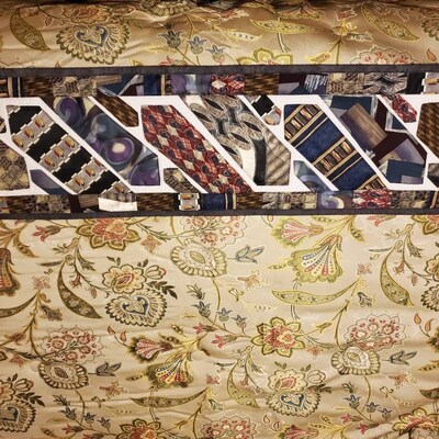 PDF Pattern Rectangular 8 Necktie Quilt Table Topper Runner - Etsy