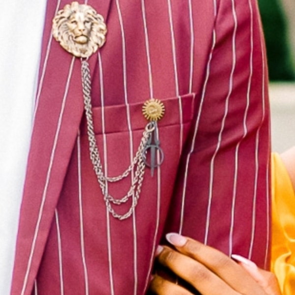 Stylish Lion 2 Part Boutonniere/ Lapel Pin With Chain Swag/small Gears ...