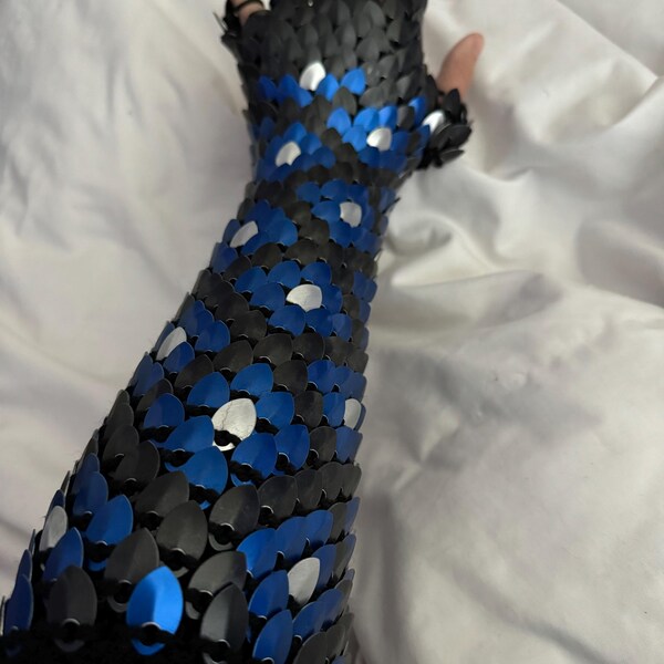 Scalemail Gauntlets Knitted Dragonhide Armor Bronze Warrior Choose Your ...