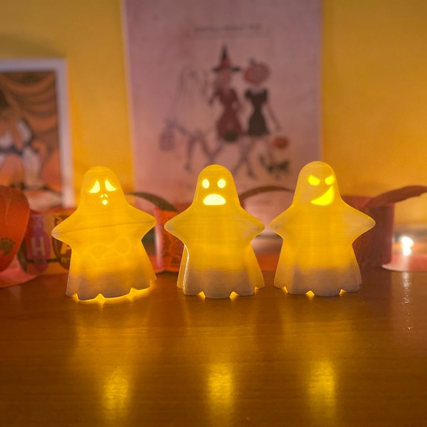 Spooky Ghosts W/ Flickering LED Candle | Halloween Decor | Mcgadgets ...