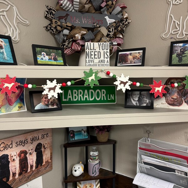 Labrador Retriever Welcome Sign Wood Berry Wreath English Lab Rustic ...