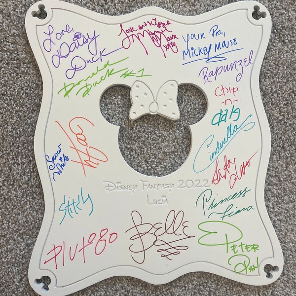 Disney Autograph Sign. Disney Character Signature. Disneyland. Disney ...