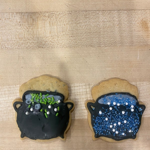 Bubbling Halloween Cauldron or Pot of Gold Cookie Cutter or Fondant ...