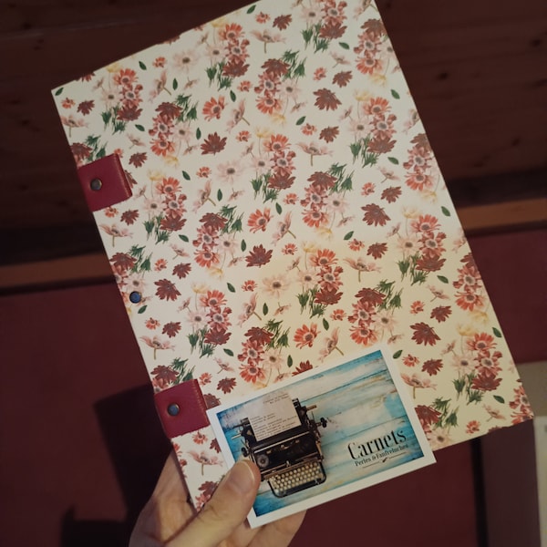 Jungle Style Travel Notebook, This Handmade Notebook is Made up of 120 ...