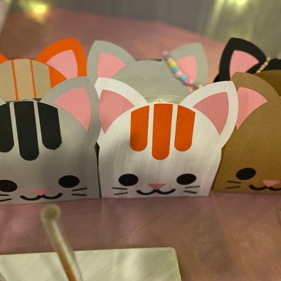 Cat Face Gift Box SVG Design - Etsy