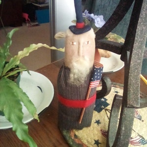 Primitive Robin Primitive Bird Spring Prim Decor Finished Item Not ...