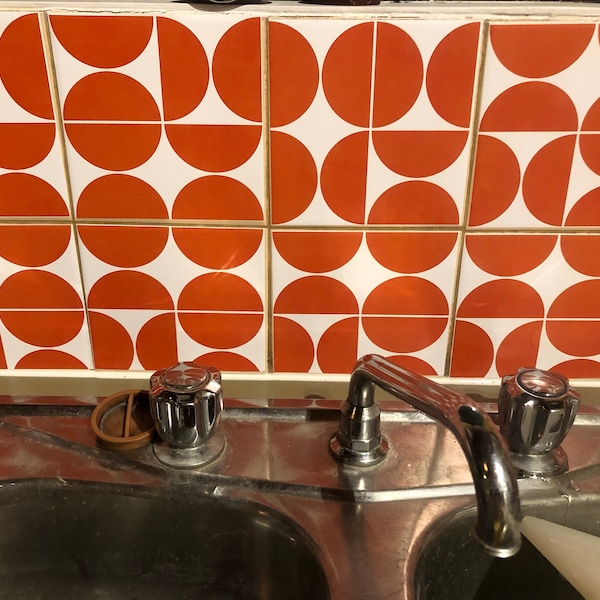 Orange Modern Circles Pattern Tile Stickers, Suitable Wall and Floor ...