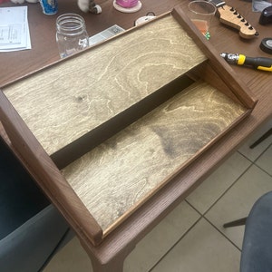 Vertical Desktop Pedalboard / Effects Pedal Stand / Guitar Pedals ...