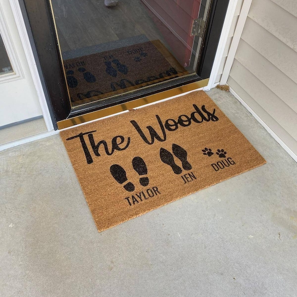 Custom Footprint Family & Pet Name Doormat, Custom Door Mat, Pet Owner ...
