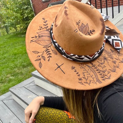 CUSTOM HAND BURNED Wide Brim Hat Bride Branded Hat Flowers and Leaves Burned Hat Western Hat - Etsy