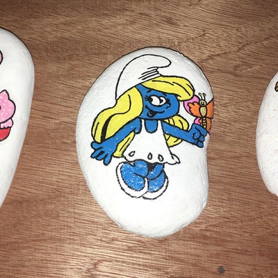 Set of 5 Pac Man & Ghosts Hand Painted Rocks - Etsy