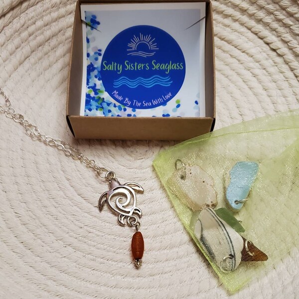 Clam Shell Trinket Dish - Hedgehog Design ~ Handpainted, Decoupaged ...